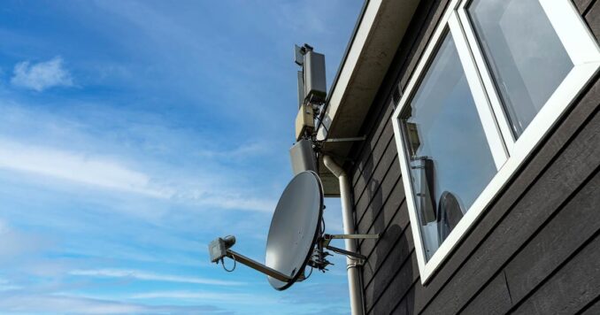 OFF-GRID Internet: How to get Internet Access when living off the grid